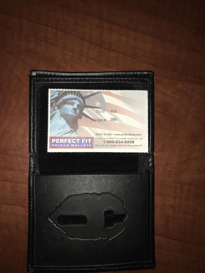 Fire Department Firefighter Perfect Fit Badge Wallet Style 104 Cut 399