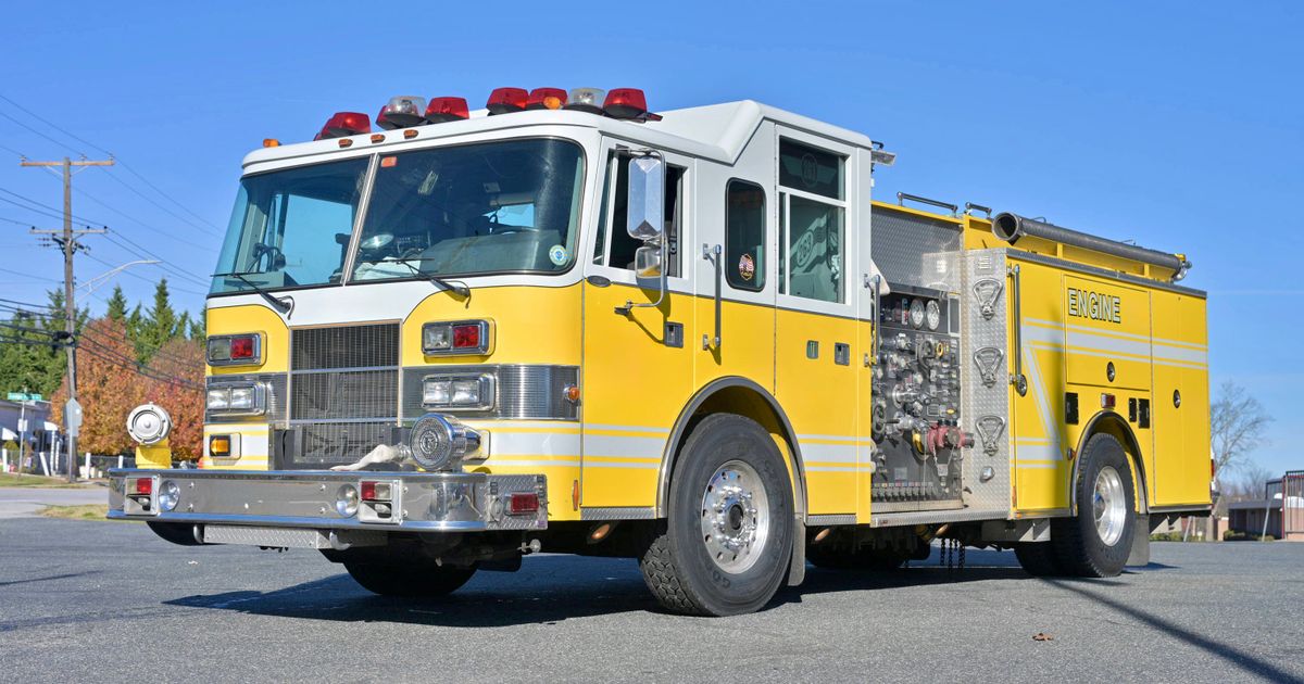 1998 Pierce Enforcer Pumper Tanker - Pierce for Sale | Garage
